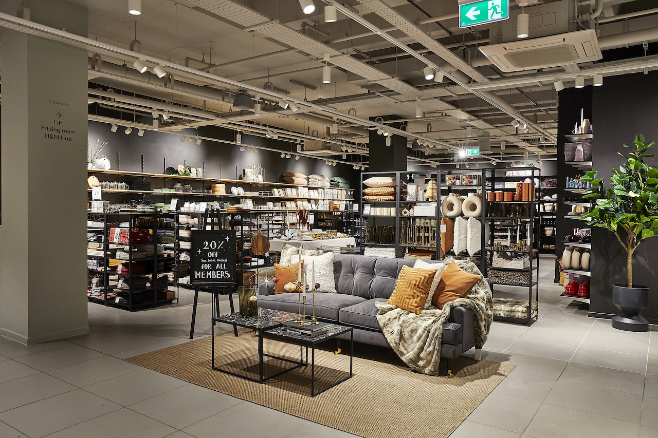 H&M reopens 'elevated' Angel Central store after refurbishment ...