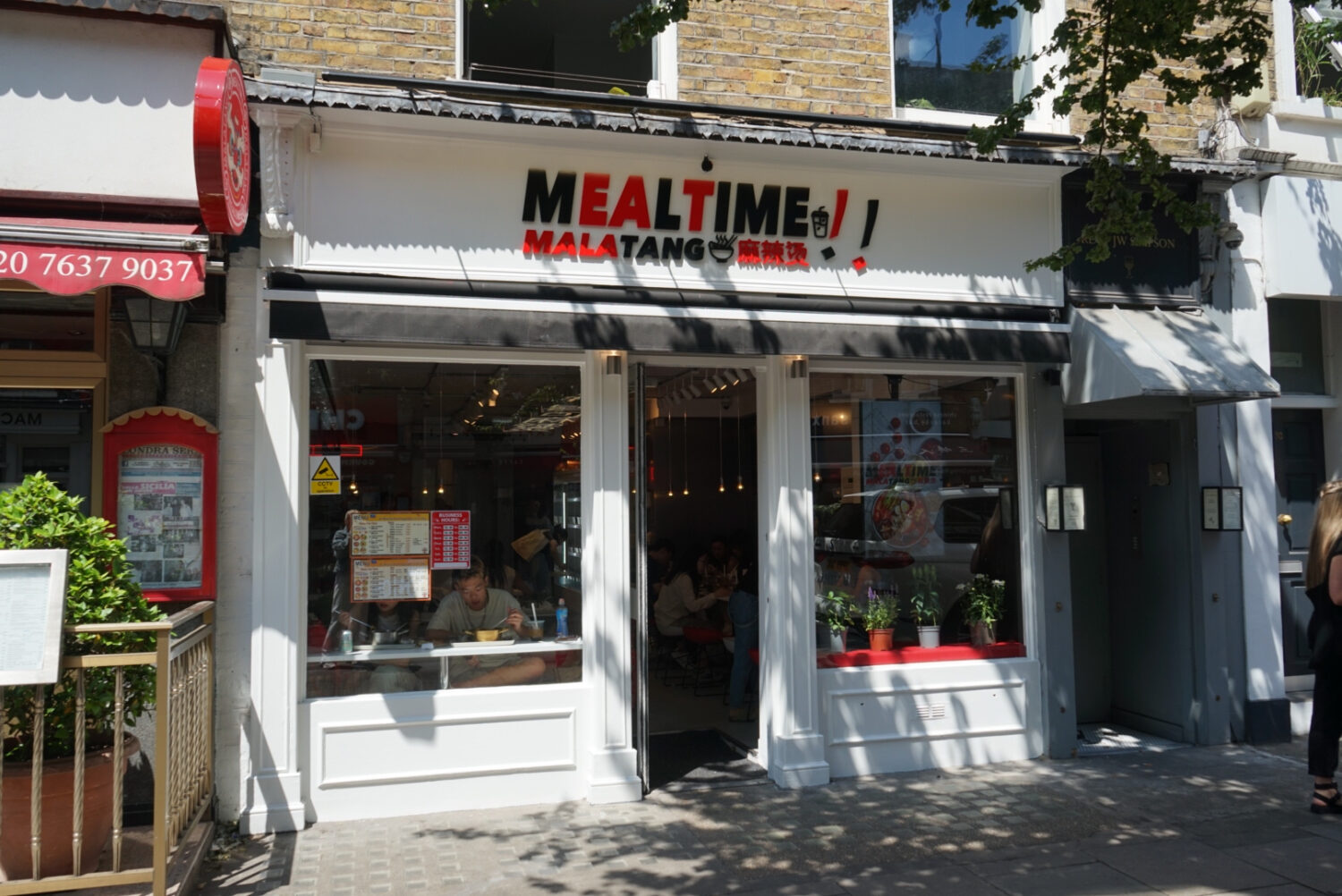 Chinese restaurant makes European debut in Fitzrovia - Completely ...