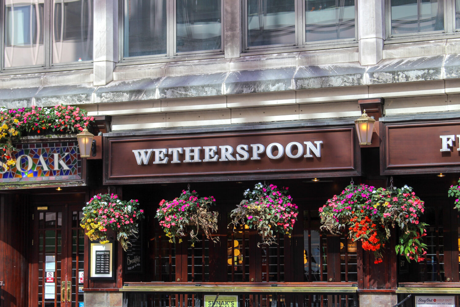 JD Wetherspoon to open £2.5m pub at Waterloo Station - Completely ...