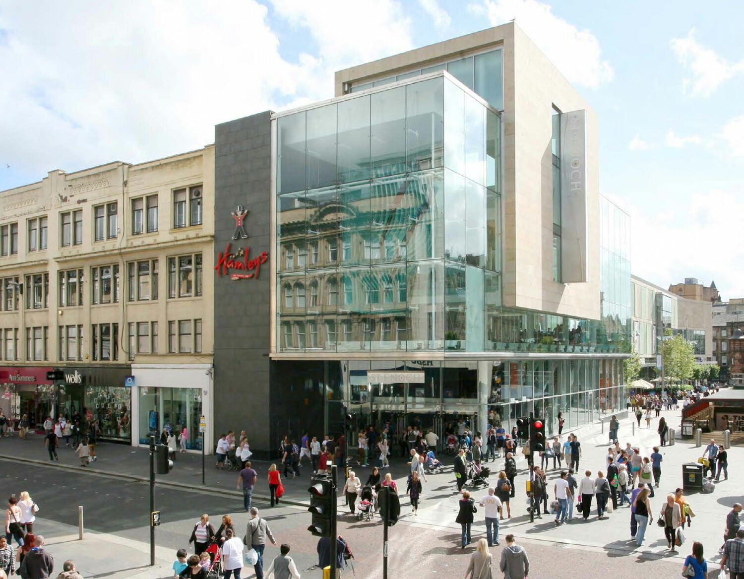 CBRE snaps up one of UK's largest asset managers - Completely Retail News