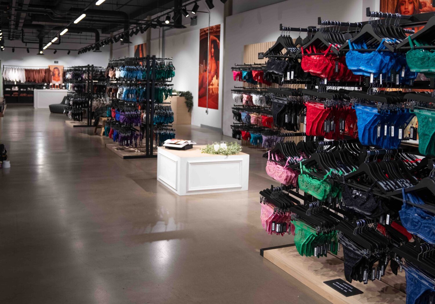 Lounge makes Liverpool debut with pop-up store - Completely Retail News