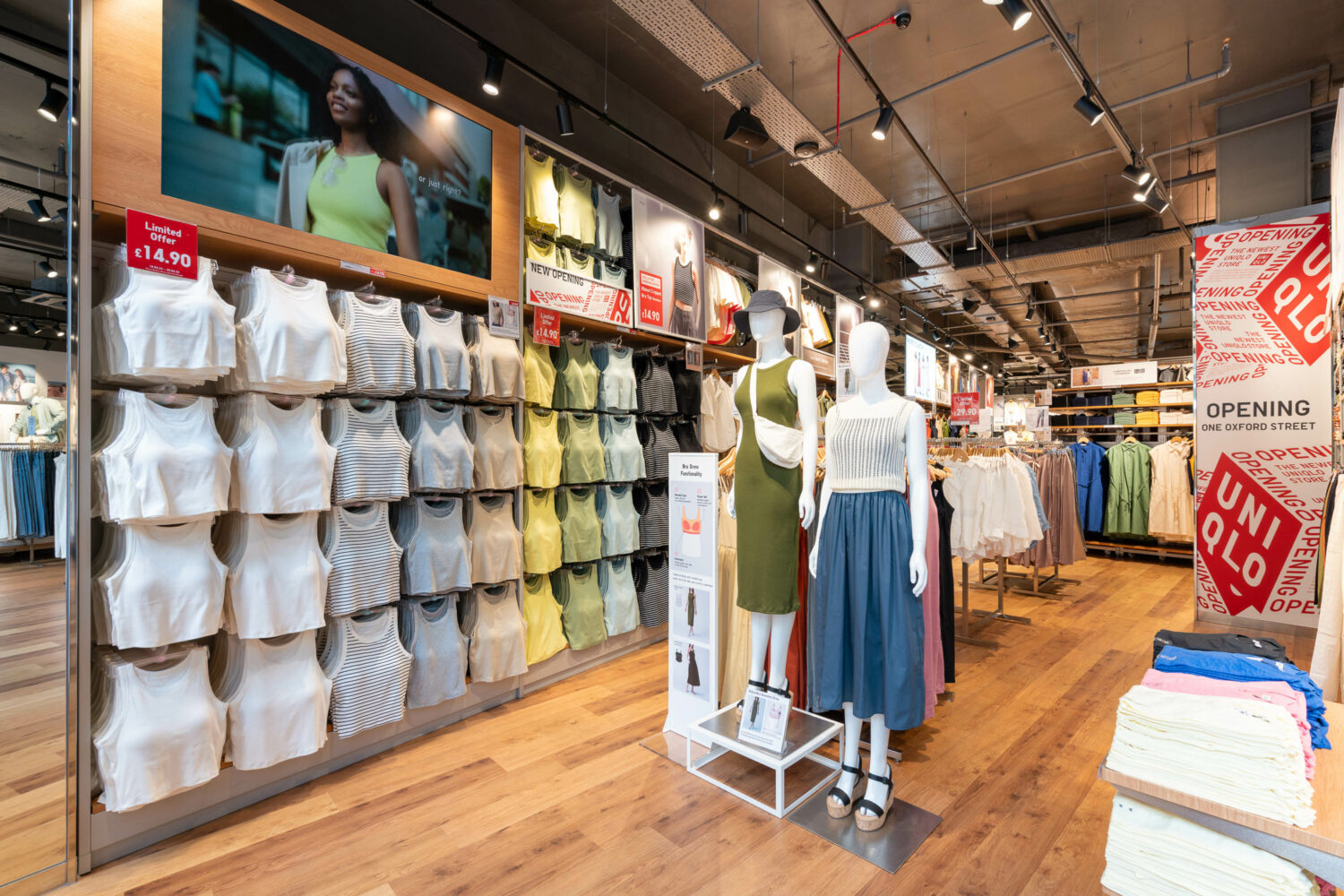 Uniqlo opens third Oxford Street store - Completely Retail News