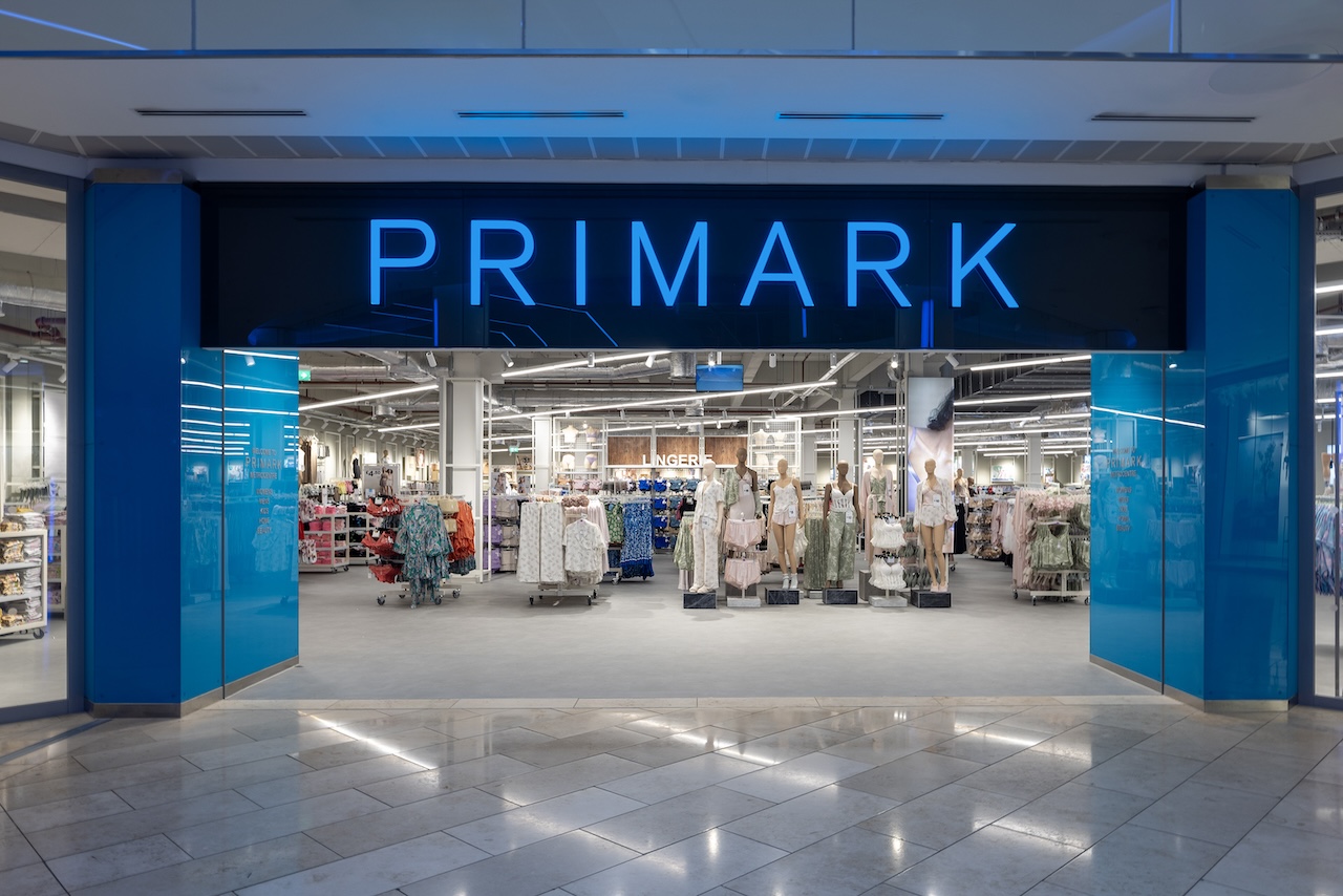 Primark opens 80,000 sq ft upsized store at Metrocentre - Completely ...