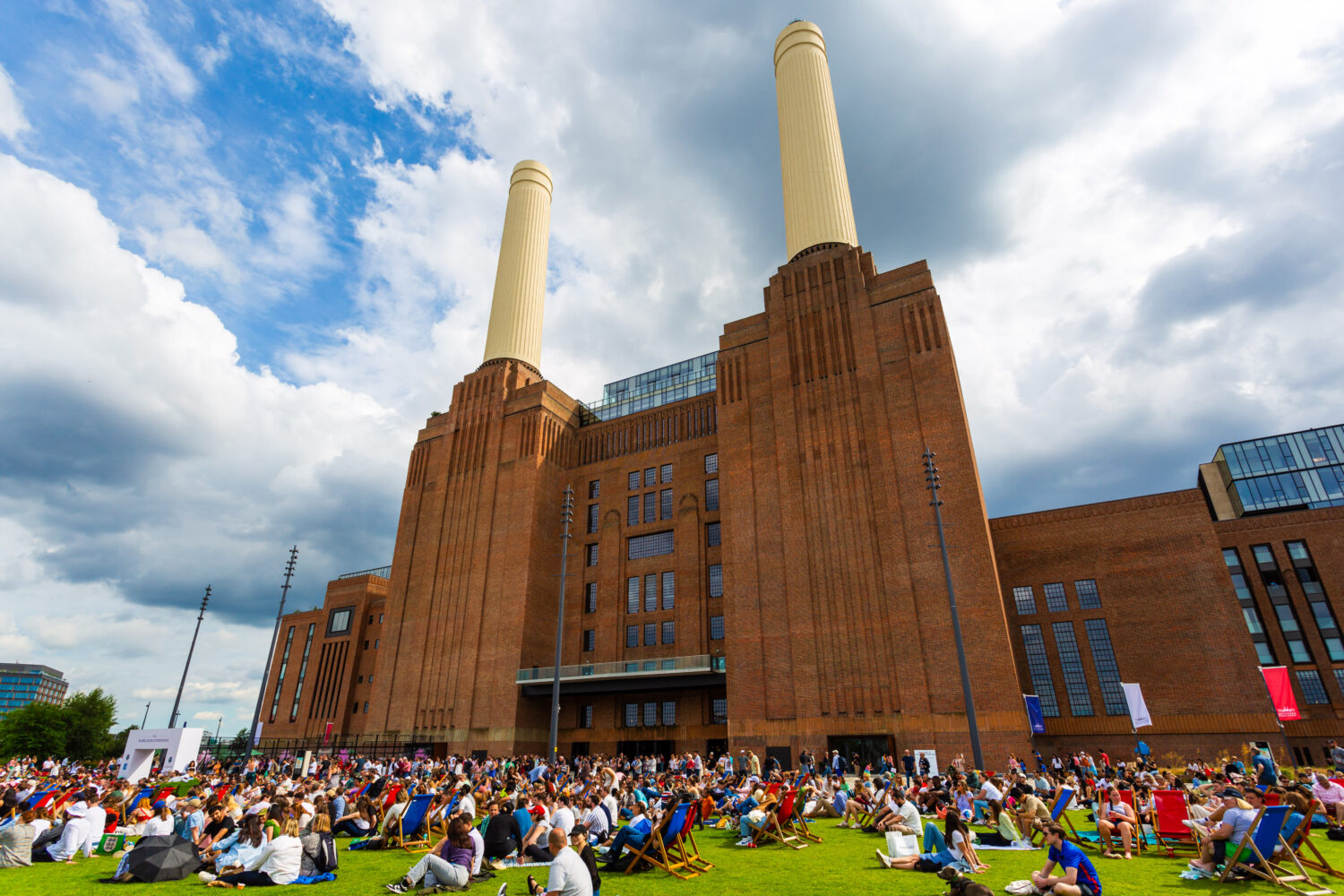 Battersea Power Station celebrates record summer as visitor numbers ...