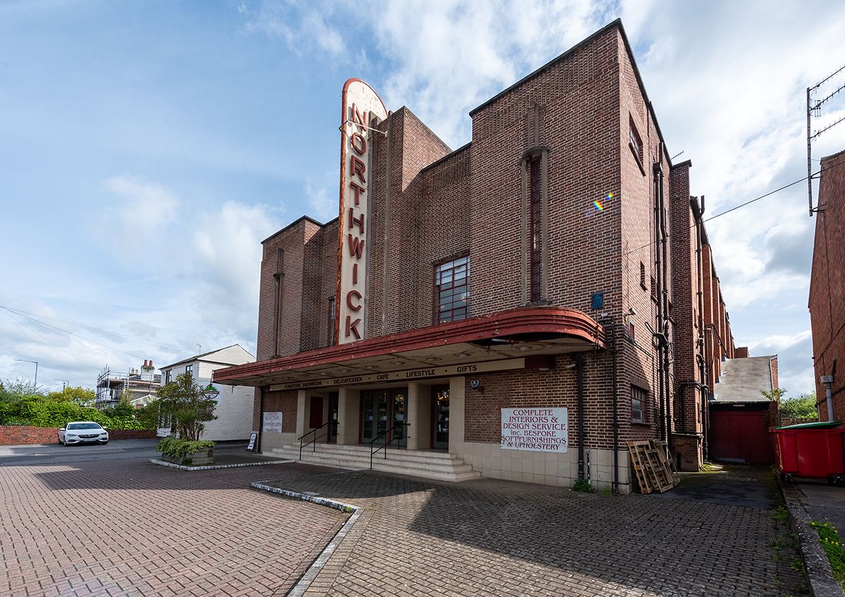 Historic art deco cinema in Worcester handed £1.5m price tag ...