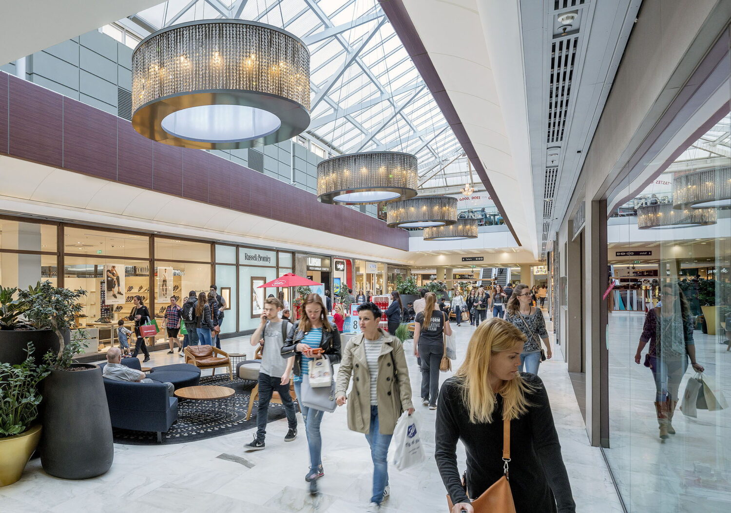 Hammerson adds former Shaftesbury exec to board - Completely Retail News